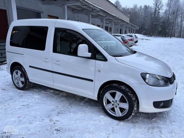 Volkswagen Caddy 2011 in Prienai, with an engine capacity of 1.60 L and mileage of 290 thousand km for 5800 €, photo 4 on AUTOMOTO.COM.LV