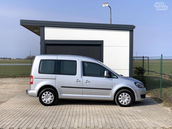 Volkswagen Caddy 2011 in Kaunas, with an engine capacity of 1.60 L and mileage of 246 thousand km for 5799 €, photo 8 on AUTOMOTO.COM.LV