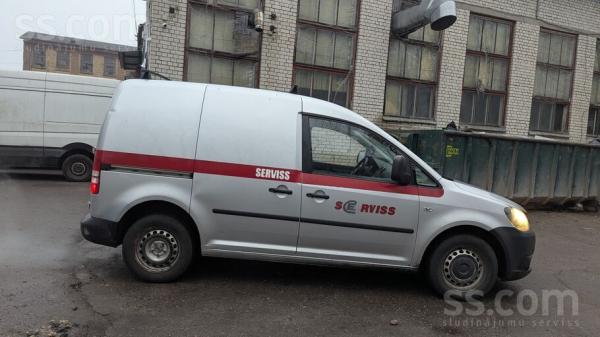 Volkswagen Caddy 2011 Rīga, ar dzinēja tilpumu 1.60 L un nobraukumu 360 tūkst. km par 2890 €, foto 2 vietnē AUTOMOTO.COM.LV