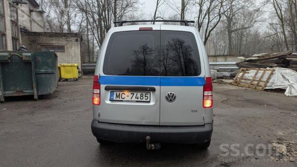 Volkswagen Caddy 2011 Rīga, ar dzinēja tilpumu 1.60 L un nobraukumu 360 tūkst. km par 2890 €, foto 5 vietnē AUTOMOTO.COM.LV