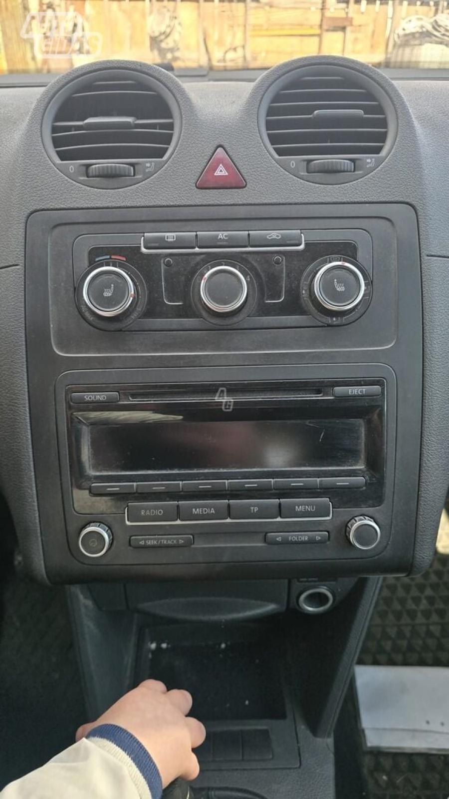 Volkswagen Caddy 2011 Šauļi, ar dzinēja tilpumu 1.60 L un nobraukumu 202 tūkst. km par 4800 €, foto 6 vietnē AUTOMOTO.COM.LV