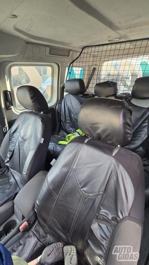 Volkswagen Caddy 2011 Šauļi, ar dzinēja tilpumu 1.60 L un nobraukumu 202 tūkst. km par 4800 €, foto 7 vietnē AUTOMOTO.COM.LV