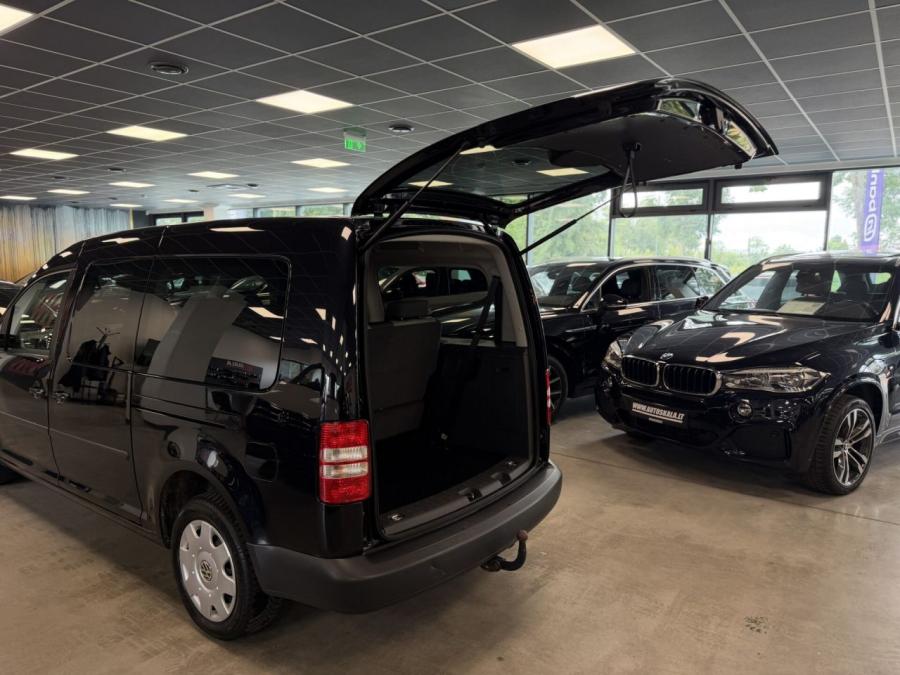 Volkswagen Caddy 2011 in Klaipeda, with an engine capacity of 1.60 L and mileage of 280 thousand km for 7900 €, photo 4 on AUTOMOTO.COM.LV