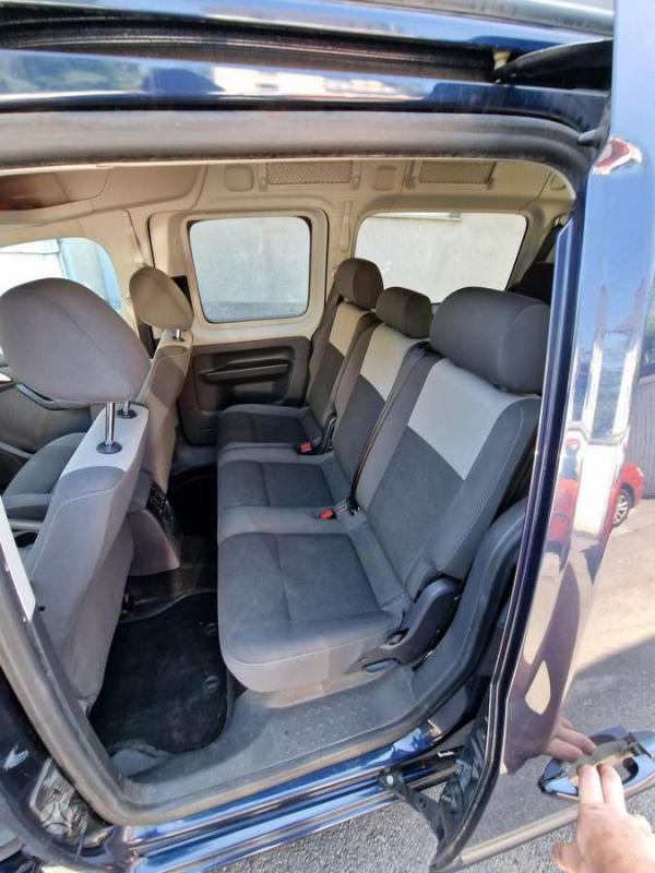Volkswagen Caddy 2011 Viļņa, ar dzinēja tilpumu 2.00 L un nobraukumu 192 tūkst. km par 7190 €, foto 8 vietnē AUTOMOTO.COM.LV