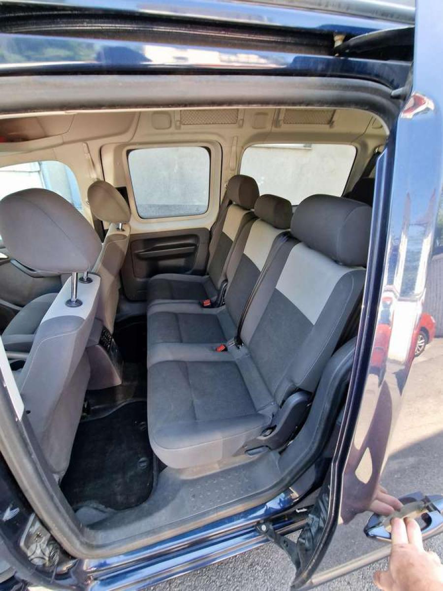 Volkswagen Caddy 2011 Viļņa, ar dzinēja tilpumu 2.00 L un nobraukumu 192 tūkst. km par 7190 €, foto 9 vietnē AUTOMOTO.COM.LV