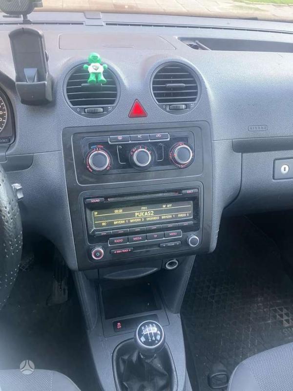 Volkswagen Caddy 2011 Rokiškis, ar dzinēja tilpumu 1.60 L un nobraukumu 228 tūkst. km par 4650 €, foto 5 vietnē AUTOMOTO.COM.LV