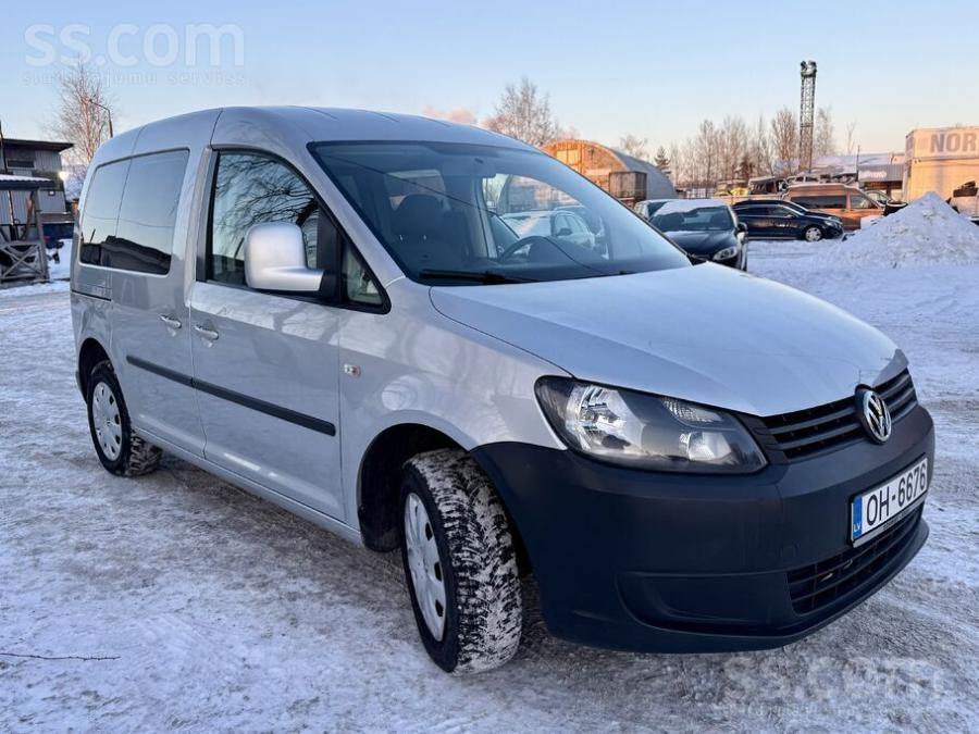 Volkswagen Caddy 2012 in Riga, with an engine capacity of 1.60 L and mileage of 0 thousand km for 4990 €, photo 2 on AUTOMOTO.COM.LV