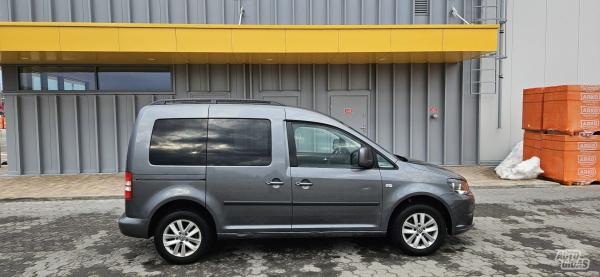 Volkswagen Caddy 2012 in Telschi, with an engine capacity of 1.60 L and mileage of 253 thousand km for 5990 €, photo 5 on AUTOMOTO.COM.LV