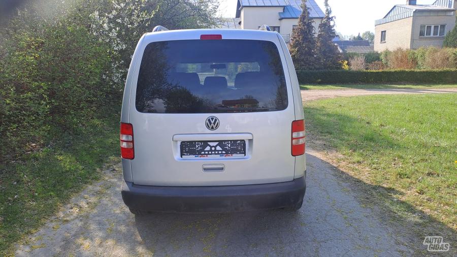 Volkswagen Caddy 2012 in Vilnius, with an engine capacity of 1.60 L and mileage of 298 thousand km for 5050 €, photo 11 on AUTOMOTO.COM.LV