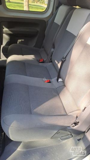 Volkswagen Caddy 2012 in Vilnius, with an engine capacity of 1.60 L and mileage of 298 thousand km for 5050 €, photo 19 on AUTOMOTO.COM.LV