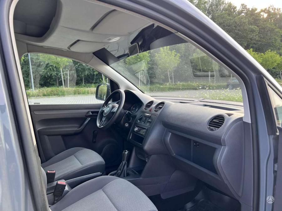 Volkswagen Caddy 2012 Klaipėda, ar dzinēja tilpumu 1.60 L un nobraukumu 339 tūkst. km par 3950 €, foto 9 vietnē AUTOMOTO.COM.LV