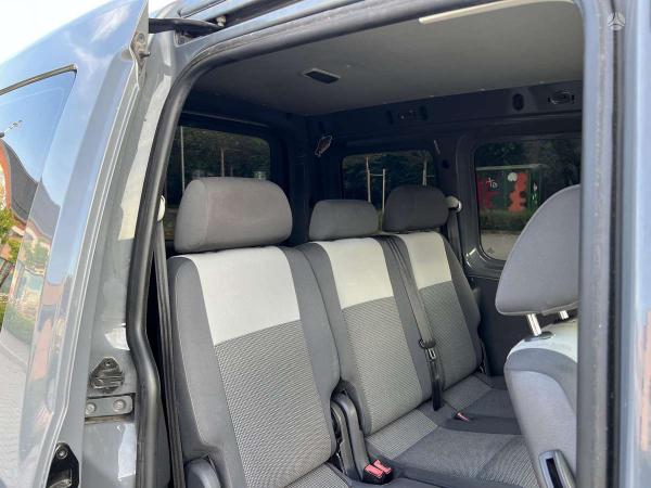 Volkswagen Caddy 2012 Klaipėda, ar dzinēja tilpumu 1.60 L un nobraukumu 339 tūkst. km par 3950 €, foto 9 vietnē AUTOMOTO.COM.LV