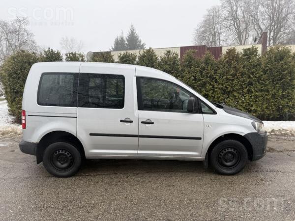 Volkswagen Caddy 2013 Rīga, ar dzinēja tilpumu 2.00 L un nobraukumu 233 tūkst. km par 6500 €, foto 3 vietnē AUTOMOTO.COM.LV