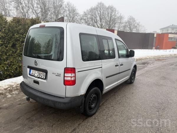 Volkswagen Caddy 2013 in Riga, with an engine capacity of 2.00 L and mileage of 233 thousand km for 6500 €, photo 2 on AUTOMOTO.COM.LV