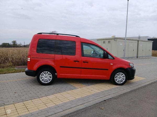 Volkswagen Caddy 2014 in Marijampole, with an engine capacity of 1.60 L and mileage of 216 thousand km for 7650 €, photo 3 on AUTOMOTO.COM.LV