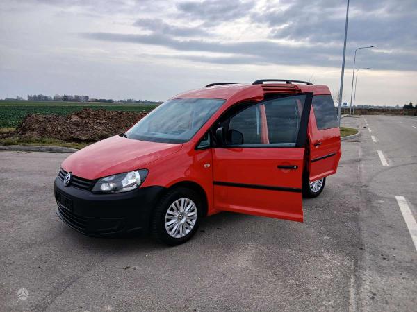 Volkswagen Caddy 2014 in Marijampole, with an engine capacity of 1.60 L and mileage of 216 thousand km for 7650 €, photo 8 on AUTOMOTO.COM.LV