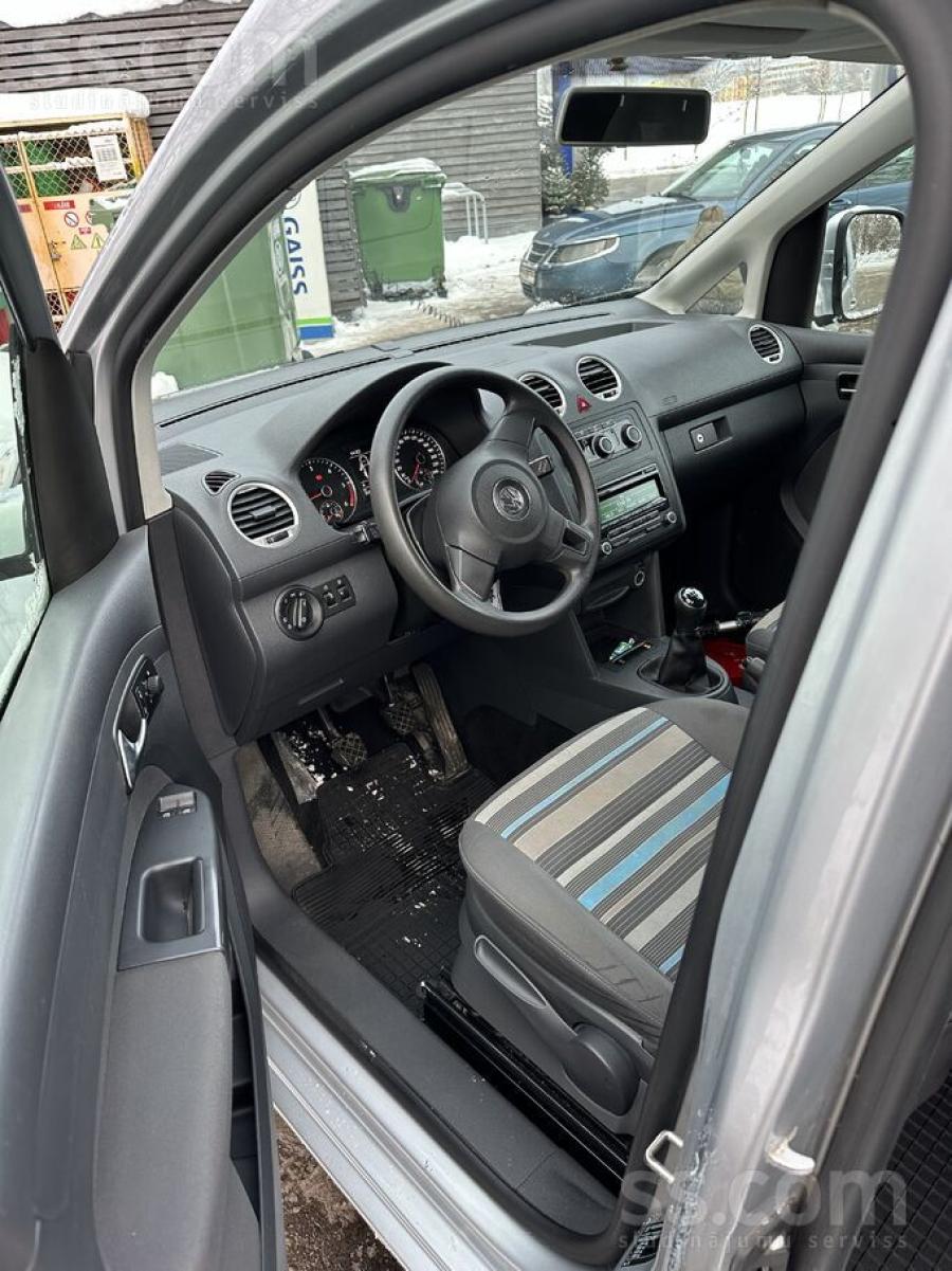 Volkswagen Caddy 2014 Rīga, ar dzinēja tilpumu 1.60 L un nobraukumu 391 tūkst. km par 5199 €, foto 3 vietnē AUTOMOTO.COM.LV