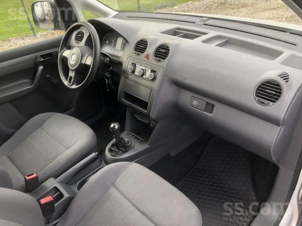 Volkswagen Caddy 2014 Valmiera, ar dzinēja tilpumu 1.20 L un nobraukumu 112 tūkst. km par 6590 €, foto 3 vietnē AUTOMOTO.COM.LV