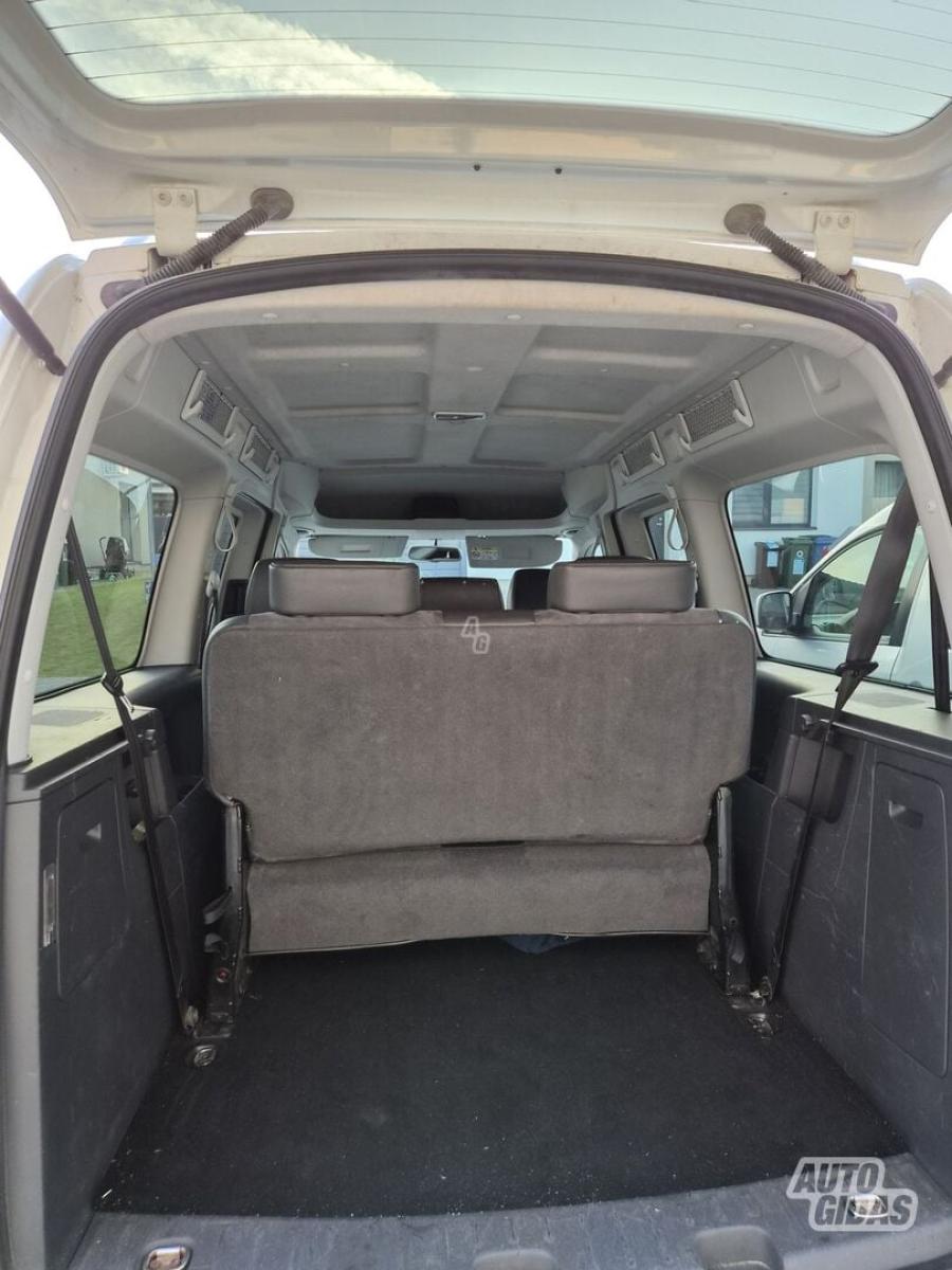 Volkswagen Caddy 2014 in Kaunas, with an engine capacity of 1.60 L and mileage of 260 thousand km for 8900 €, photo 10 on AUTOMOTO.COM.LV