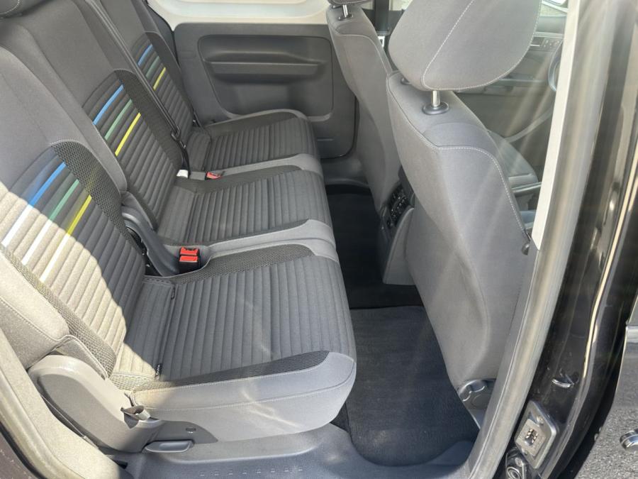 Volkswagen Caddy 2014 in Vilnius, with an engine capacity of 1.60 L and mileage of 246 thousand km for 7750 €, photo 6 on AUTOMOTO.COM.LV