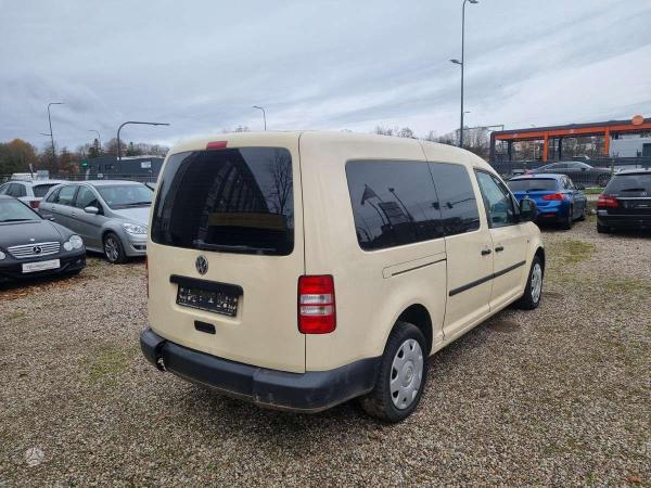 Volkswagen Caddy 2015 in Kaunas, with an engine capacity of 1.60 L and mileage of 400 thousand km for 4500 €, photo 2 on AUTOMOTO.COM.LV