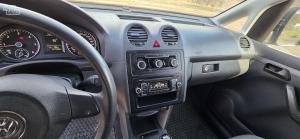 Volkswagen Caddy 2015 in Silute, with an engine capacity of 1.60 L and mileage of 247 thousand km for 2900 €, photo 17 on AUTOMOTO.COM.LV