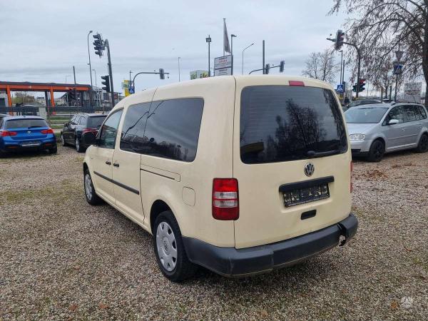 Volkswagen Caddy 2015 in Kaunas, with an engine capacity of 1.60 L and mileage of 400 thousand km for 3950 €, photo 4 on AUTOMOTO.COM.LV