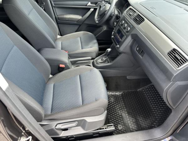 Volkswagen Caddy 2016 Viļņa, ar dzinēja tilpumu 2.00 L un nobraukumu 220 tūkst. km par 11950 €, foto 4 vietnē AUTOMOTO.COM.LV