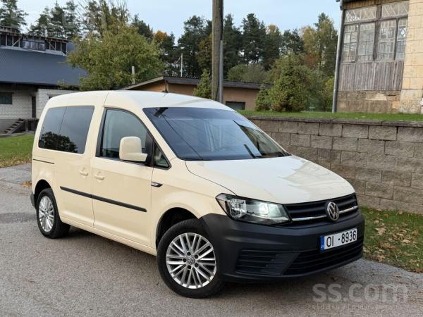 Фольксваген Кадди 2016 в Валмиера, объемом двигателя 2.00 л и пробегом 292 тыс. км за 6200 €, фото 1 на AUTOMOTO.COM.LV