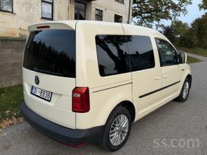 Volkswagen Caddy 2016 in Valmiera, with an engine capacity of 2.00 L and mileage of 292 thousand km for 6200 €, photo 5 on AUTOMOTO.COM.LV