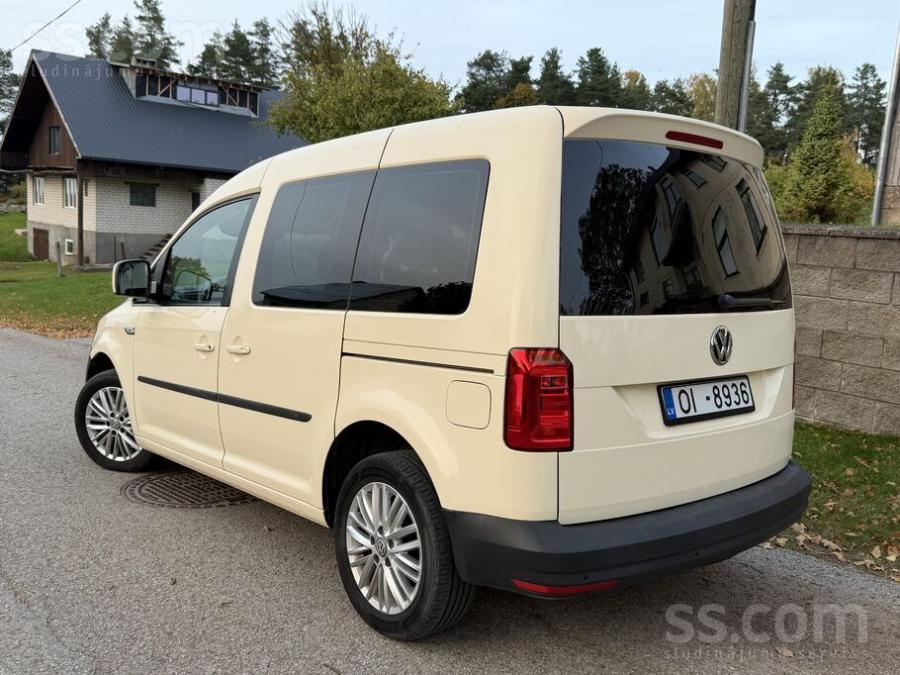 Volkswagen Caddy 2016 in Valmiera, with an engine capacity of 2.00 L and mileage of 292 thousand km for 6200 €, photo 7 on AUTOMOTO.COM.LV