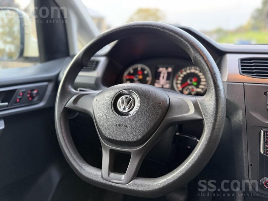 Volkswagen Caddy 2016 in Valmiera, with an engine capacity of 2.00 L and mileage of 292 thousand km for 6200 €, photo 14 on AUTOMOTO.COM.LV