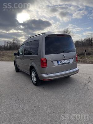 Volkswagen Caddy 2017 in Riga, with an engine capacity of 1.40 L and mileage of 75 thousand km for 15550 €, photo 3 on AUTOMOTO.COM.LV