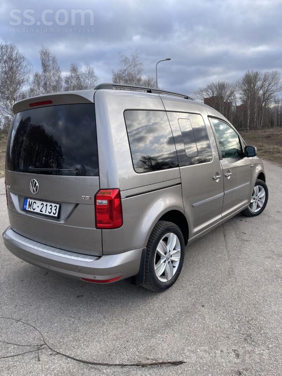Volkswagen Caddy 2017 in Riga, with an engine capacity of 1.40 L and mileage of 75 thousand km for 15550 €, photo 4 on AUTOMOTO.COM.LV