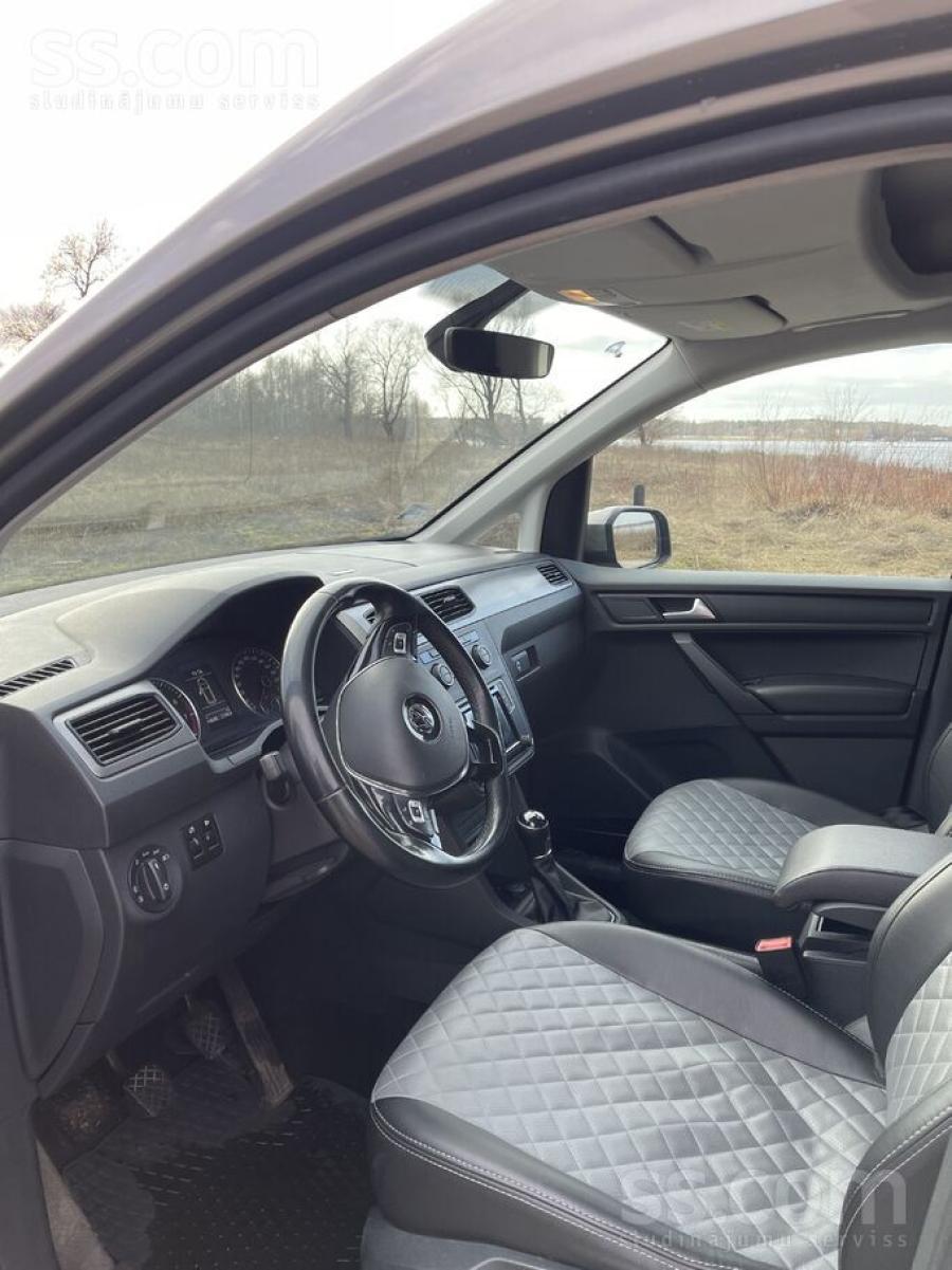 Volkswagen Caddy 2017 in Riga, with an engine capacity of 1.40 L and mileage of 75 thousand km for 15550 €, photo 5 on AUTOMOTO.COM.LV