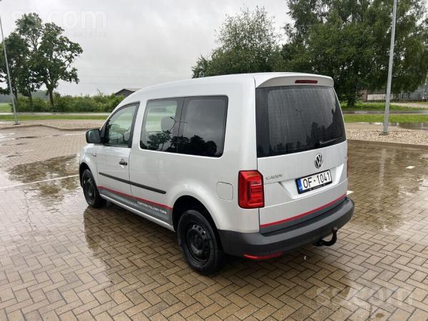 Volkswagen Caddy 2017 in Cesis, with an engine capacity of 2.00 L and mileage of 268 thousand km for 7990 €, photo 7 on AUTOMOTO.COM.LV
