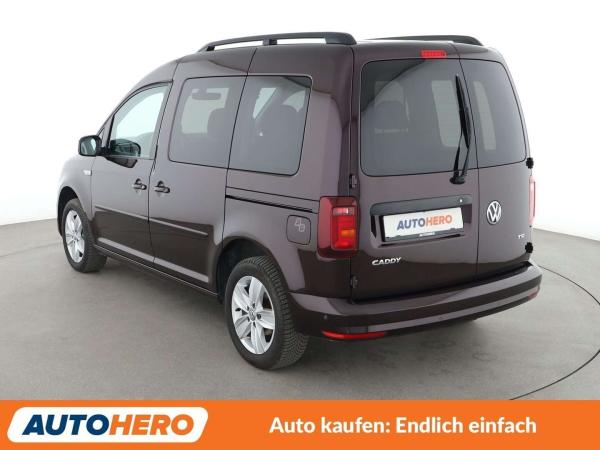 Volkswagen Caddy 2017 in Kaunas, with an engine capacity of 1.40 L and mileage of 78 thousand km for 23348 €, photo 4 on AUTOMOTO.COM.LV