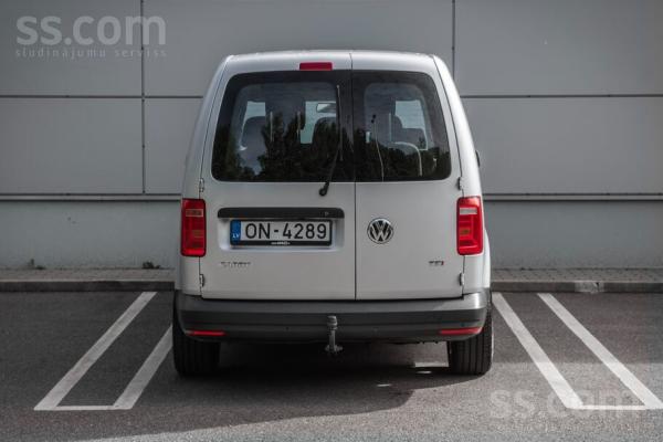 Volkswagen Caddy 2017 in Riga, with an engine capacity of 1.40 L and mileage of 384 thousand km for 8990 €, photo 6 on AUTOMOTO.COM.LV