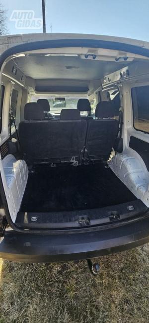 Volkswagen Caddy 2019 in Jonava, with an engine capacity of 2.00 L and mileage of 209 thousand km for 8300 €, photo 7 on AUTOMOTO.COM.LV