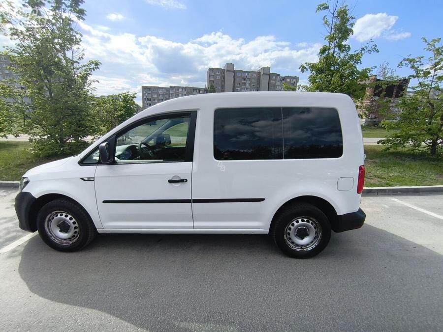 Volkswagen Caddy 2019 Viļņa, ar dzinēja tilpumu 2.00 L un nobraukumu 123 tūkst. km par 11200 €, foto 5 vietnē AUTOMOTO.COM.LV