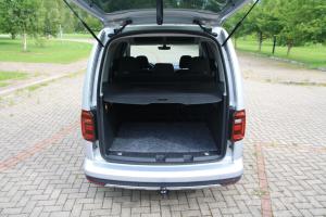 Volkswagen Caddy 2019 in Tukums, with an engine capacity of 2.00 L and mileage of 260 thousand km for 15300 €, photo 7 on AUTOMOTO.COM.LV