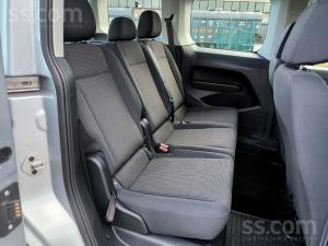 Volkswagen Caddy 2021 in Liepaja, with an engine capacity of 2.00 L and mileage of 84 thousand km for 19900 €, photo 11 on AUTOMOTO.COM.LV