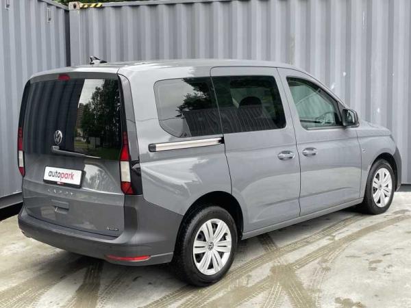 Volkswagen Caddy 2022 in Vilnius, with an engine capacity of 1.97 L and mileage of 123 thousand km for 18900 €, photo 4 on AUTOMOTO.COM.LV