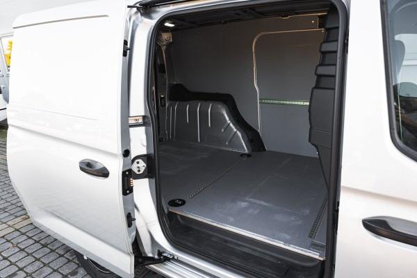 Volkswagen Caddy 2022 Ventspils, ar dzinēja tilpumu 2.00 L un nobraukumu 129 tūkst. km par 18650 €, foto 6 vietnē AUTOMOTO.COM.LV