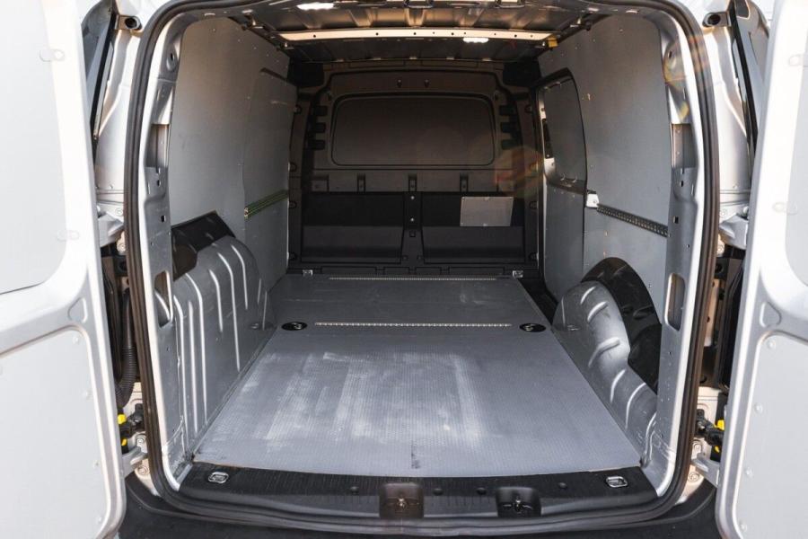 Volkswagen Caddy 2022 Ventspils, ar dzinēja tilpumu 2.00 L un nobraukumu 129 tūkst. km par 18650 €, foto 8 vietnē AUTOMOTO.COM.LV