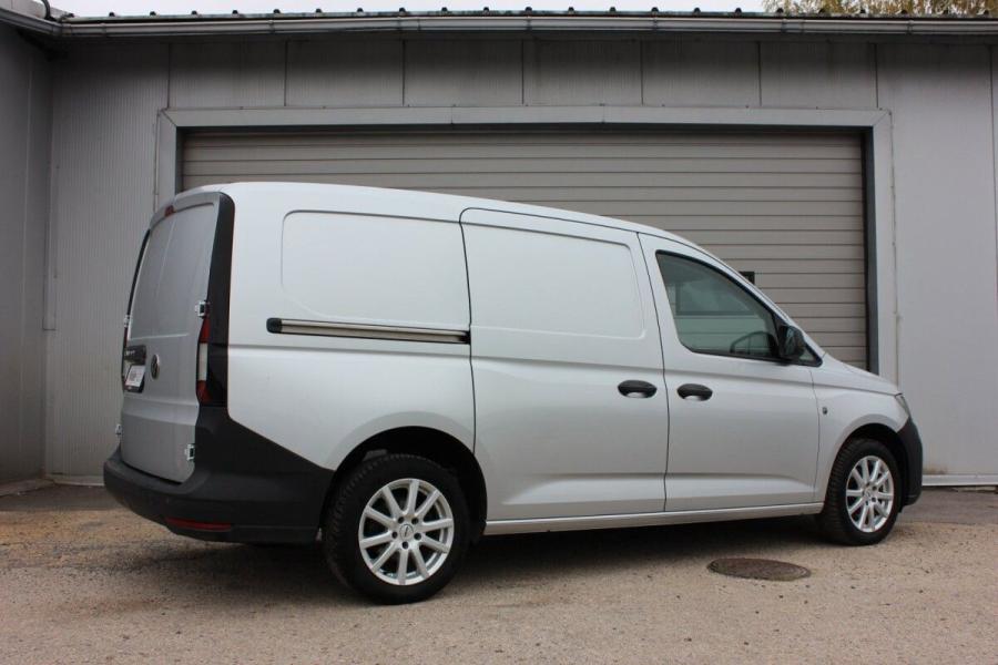 Volkswagen Caddy 2022 in Jelgava, with an engine capacity of 2.00 L and mileage of 137 thousand km for 17350 €, photo 4 on AUTOMOTO.COM.LV