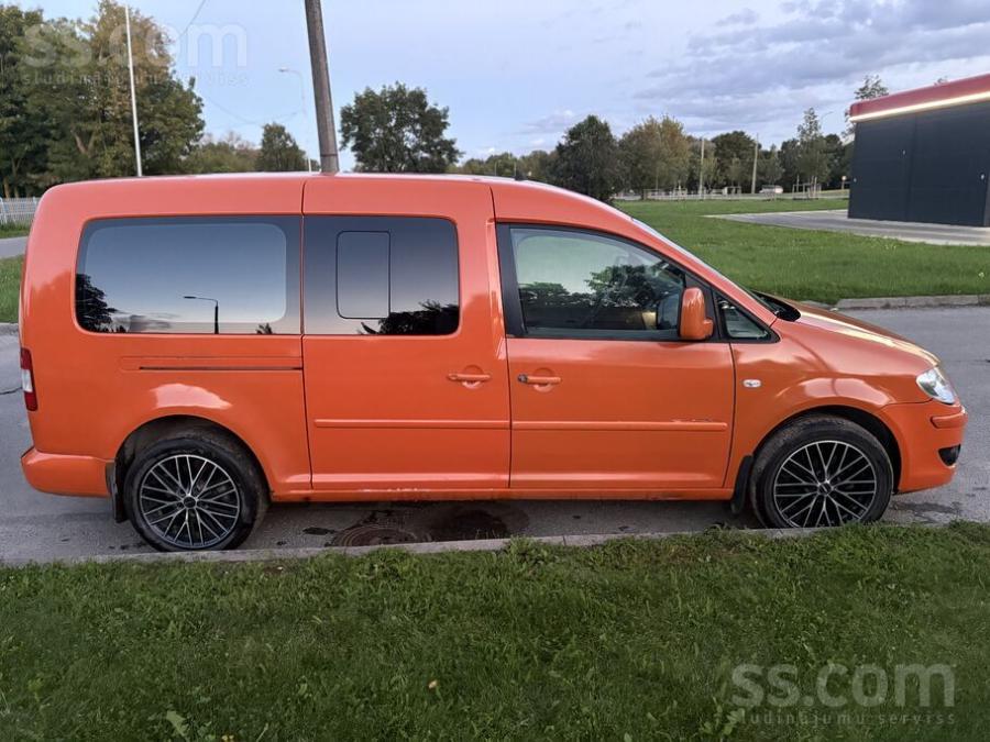 Orange Volkswagen Caddy 2009 in Riga, with an engine capacity of 2.00 L and mileage of 0 thousand km for 1450 €, photo 1 on AUTOMOTO.COM.LV
