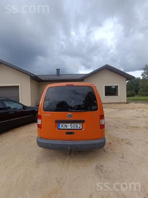 Oranžs Volkswagen Caddy 2006 Jelgava, ar dzinēja tilpumu 1.90 L un nobraukumu 350 tūkst. km par 2500 €, foto 4 vietnē AUTOMOTO.COM.LV