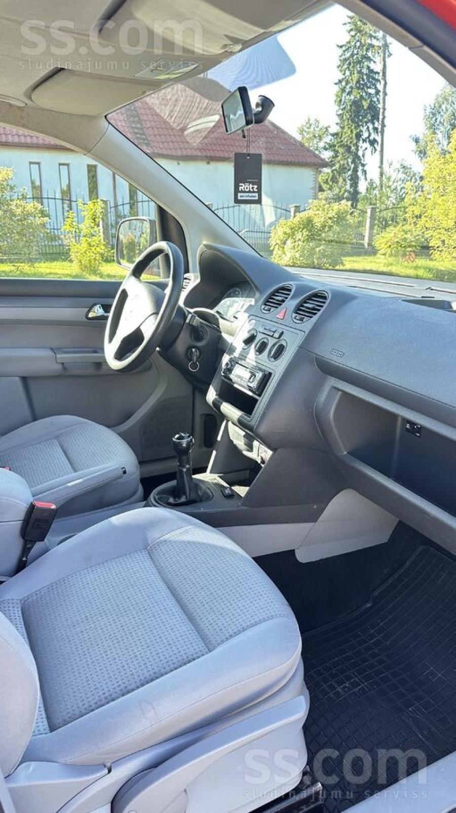 Orange Volkswagen Caddy 2007 in Rezekne, with an engine capacity of 1.60 L and mileage of 289 thousand km for 2850 €, photo 6 on AUTOMOTO.COM.LV