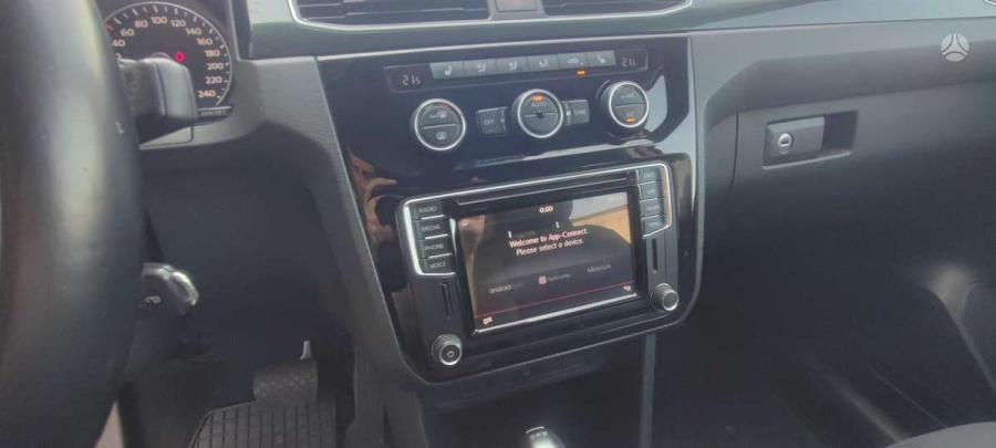 Orange Volkswagen Caddy 2015 in Sirvintos, with an engine capacity of 2.00 L and mileage of 170 thousand km for 14400 €, photo 10 on AUTOMOTO.COM.LV